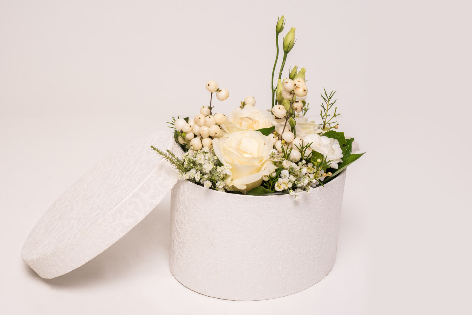 Pure White Blooms - Mathioudakis Flowers